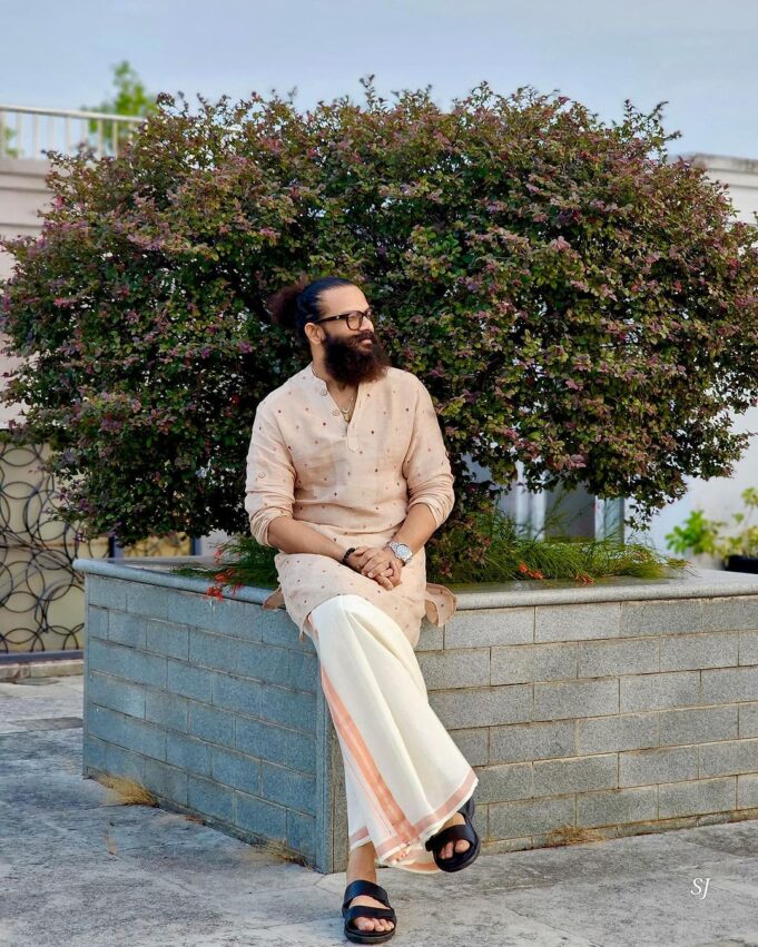 Onam Dress Code for Men [7 Easy to Wear Onam Styles] - Fashion Suggest